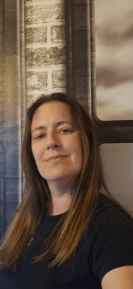 Émelyne • Les portraits • La communauté • Seintinelles